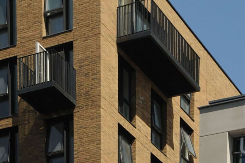 Camtech Arundel Buff Multi Brick - Pack of 560 | Roofing Superstore®