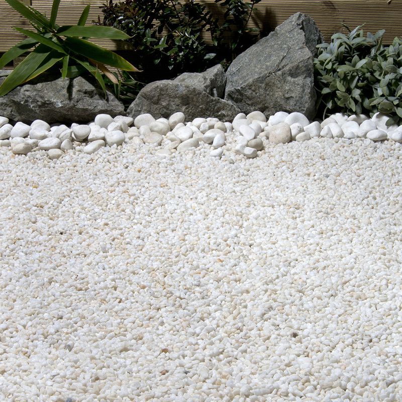 Bowland Stone Decorative 4 to 8mm Chipping Aggregate - White Marble ...