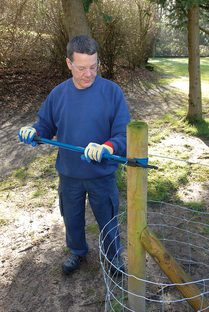 Draper Fence Wire Tensioning Tool | Landscaping Superstore®