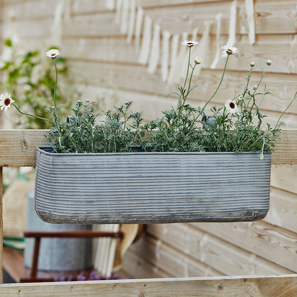 Matlock Outdoor Metal Window Box | Landscaping Superstore®