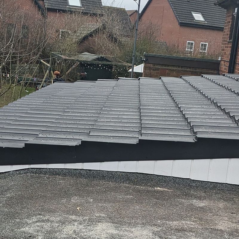 Lightweight Roof Tile Dry Verge (Left Hand) - Ungranulated Black ...