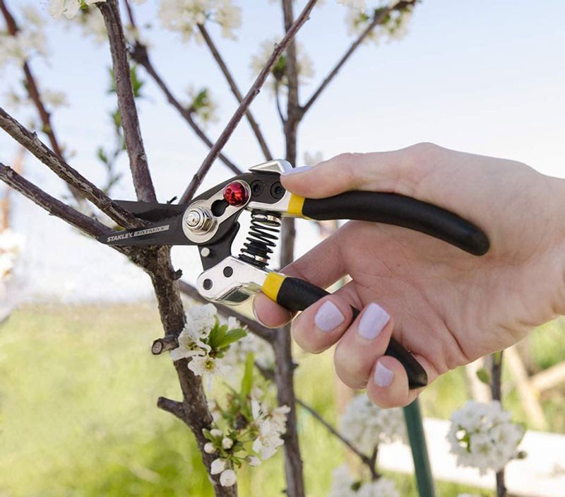 STANLEY FATMAX Compact Floral Shear | Drainage Superstore®