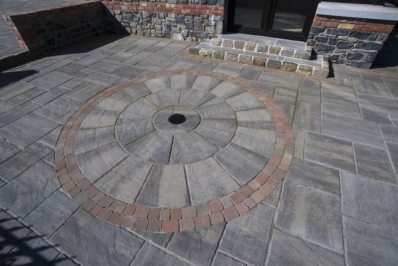 Tobermore Historic Flag Concrete Paving Slabs | Drainage Superstore®