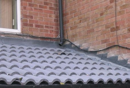 Wakaflex Alternative Lead Flashing (Light Grey) - 140mm x 5m | Roofing ...