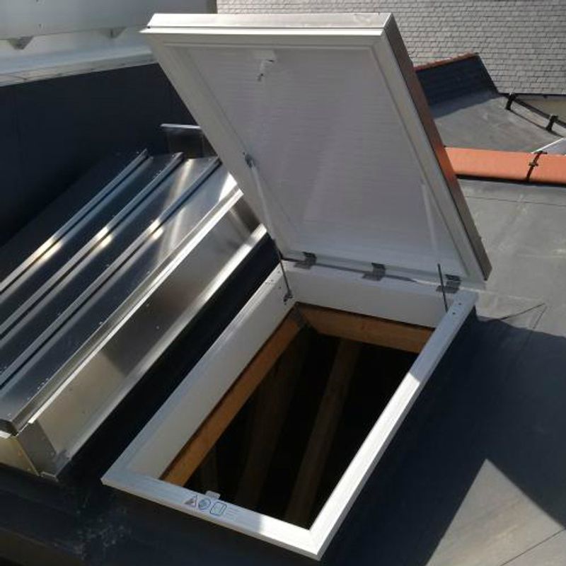 R6 Em-Hatch Access Hatch Solid Cover 150mm Vertical Curb - 600 x 1200mm ...