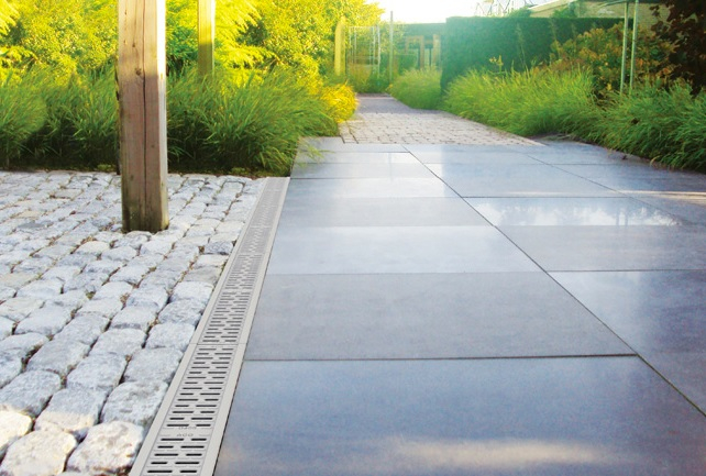 ACO MonoDrain 265mm x 150mm x 1000mm Channel - Black | Drainage Superstore®